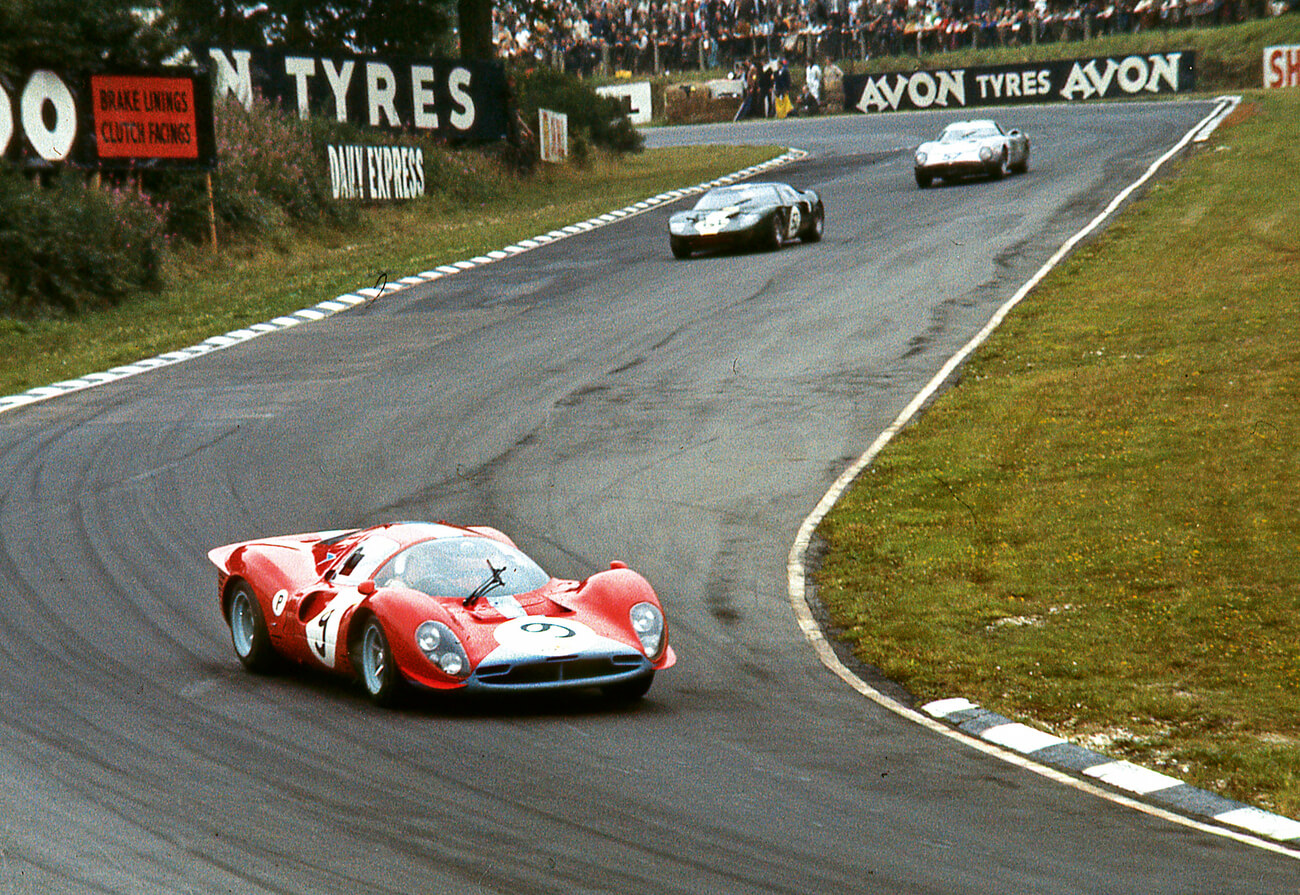 SUPERCARS: Lovingly restored Ferrari breaks record | Luxury Travel And ...